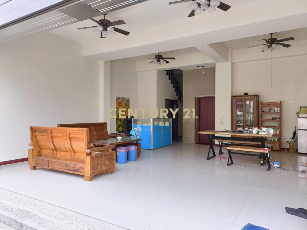 南投縣竹山鎮鯉南路店面竹山鎮鯉南路電梯大面寬透店 房屋出售 樂屋網