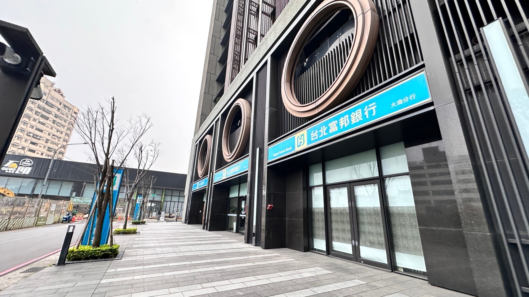 力霸倫敦城劍橋區桃園市八德區銀和街電梯大廈來捷運g04｜力霸兩房 房屋出售 樂屋網