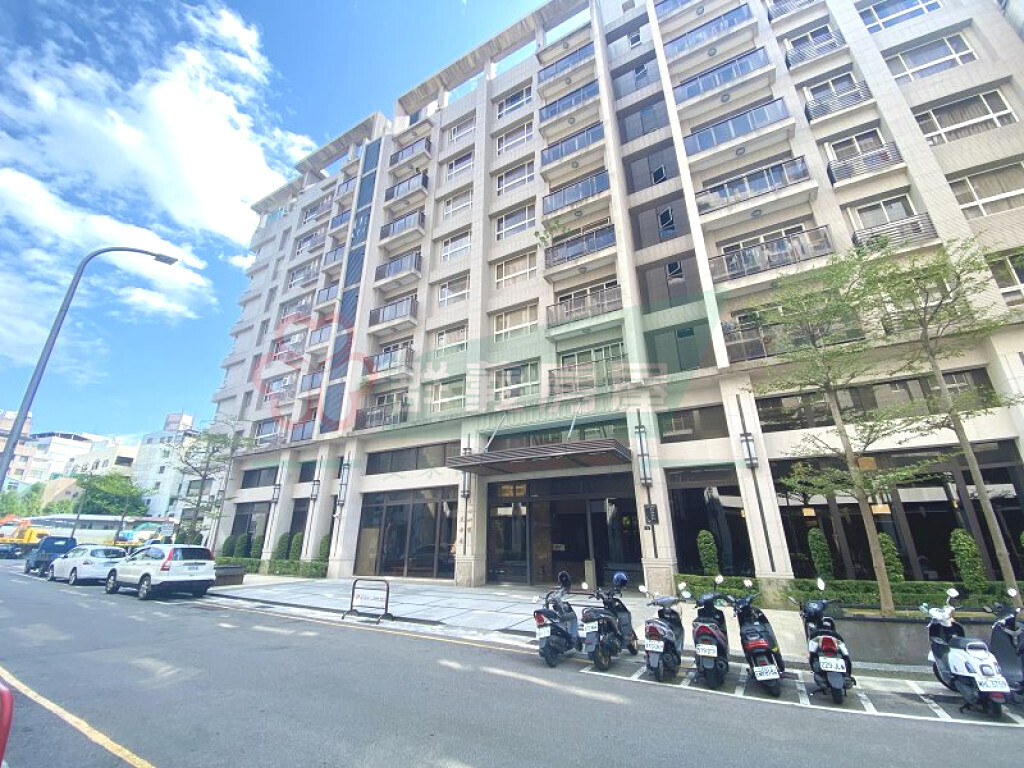 台中市西屯區天水西五街電梯大廈文心加賀3房雙平車 房屋出售 樂屋網
