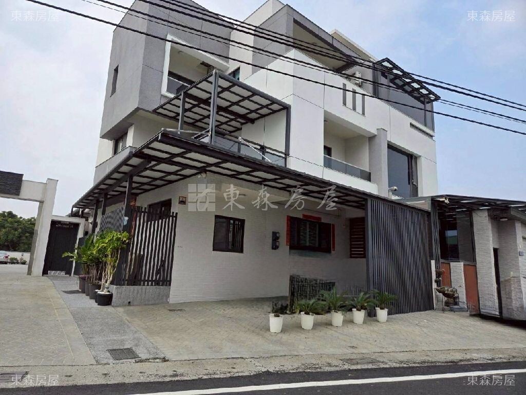 嘉義市東區吳鳳南路透天厝二分局前雙車庫電梯豪墅 房屋出售 樂屋網