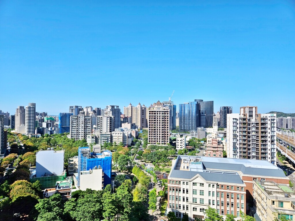 宏觀大器新竹縣竹北市六家五路二段電梯大廈宏觀大器｜極品雙平車視野大戶《高鐵特區超棒美宅》 房屋出售 樂屋網