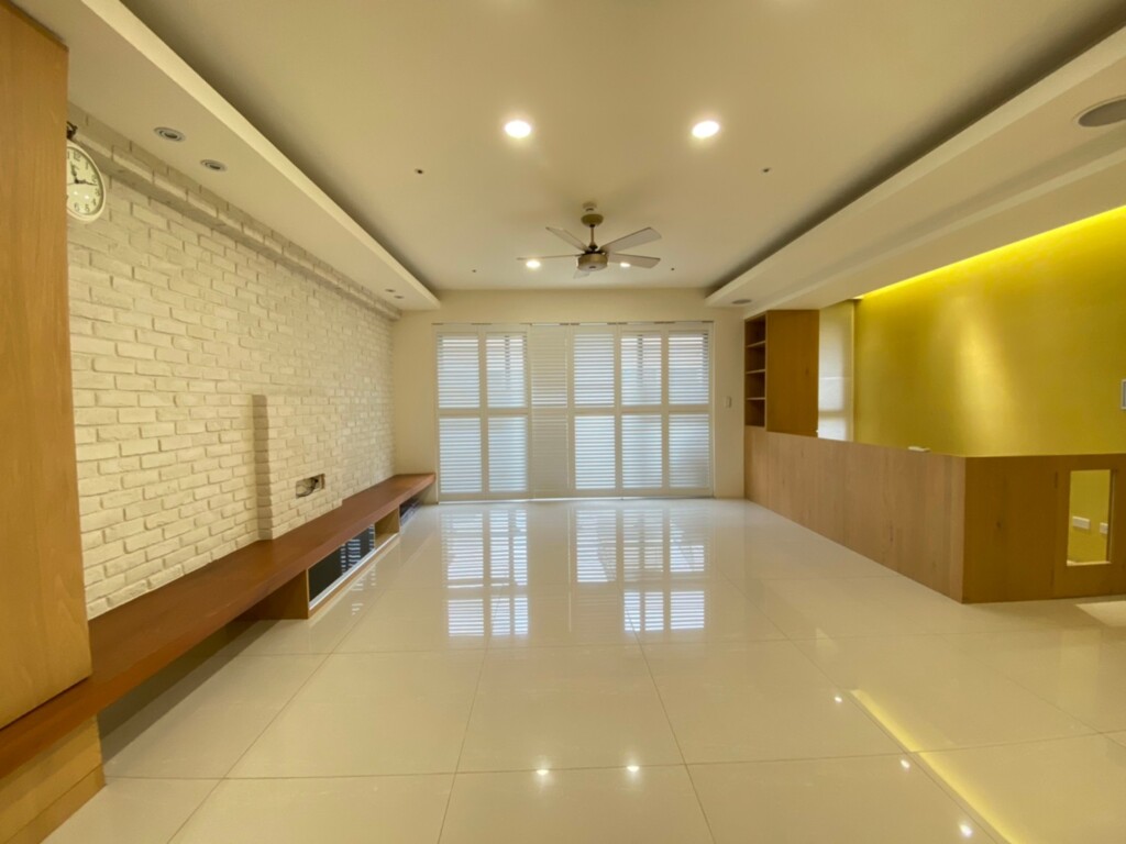 雋業怡雋台中市南屯區黎明東街電梯大廈專營稀有!大墩學區/高指名社區怡雋/三房雙平車收訂 房屋出售 樂屋網