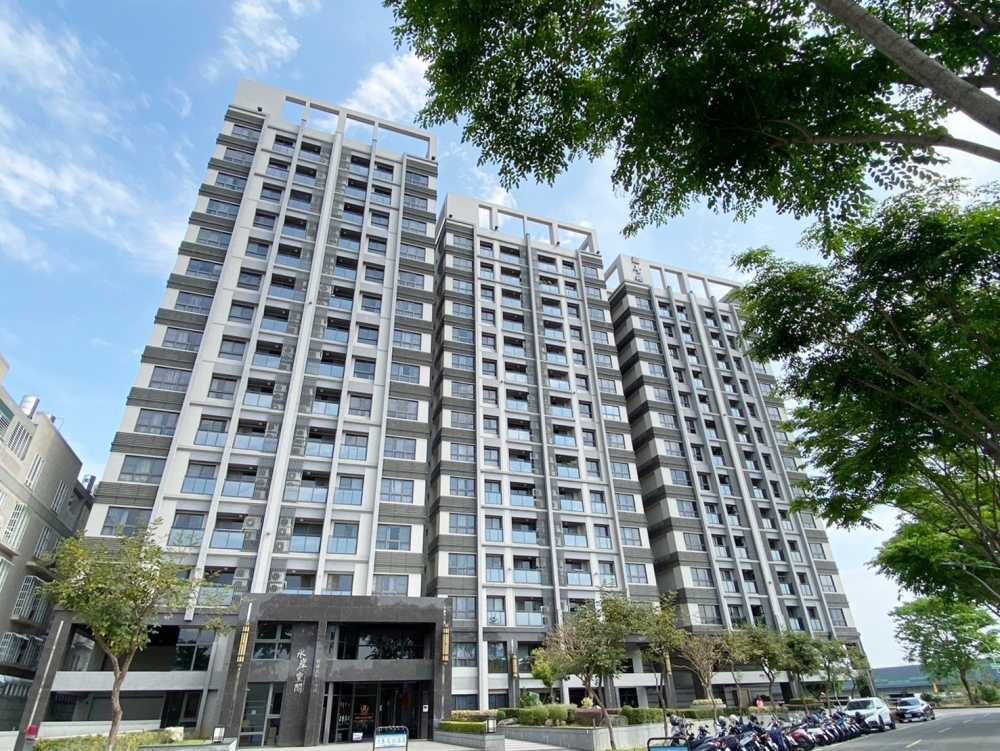 土庫商圈⭐️水岸豐閣⭐️永久棟距⭐️景觀美三房平車 高雄市楠梓區水岸豐閣買房子、房屋出售 樂屋網