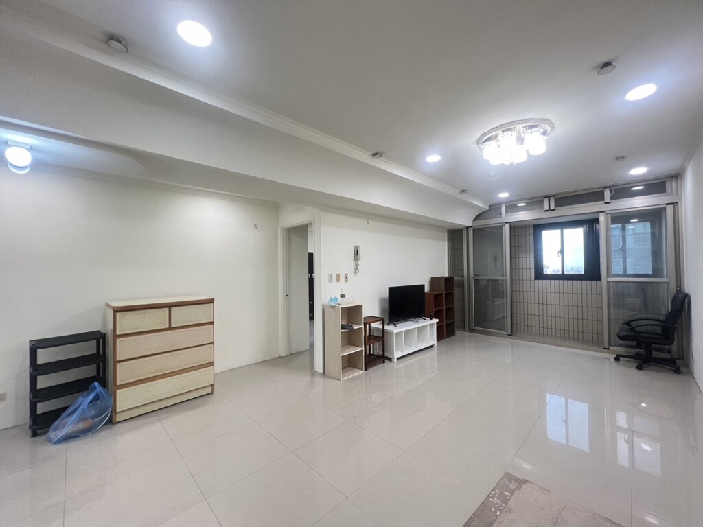 台中市北屯區文心路四段電梯大廈小花租賃稀有釋出可租屋補助 屋況極佳 房屋出租 樂屋網