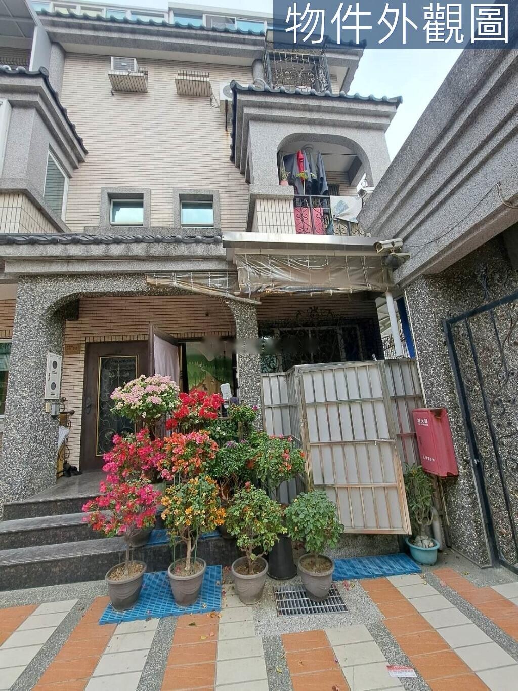 仁雄大地坪臨路車庫別墅 高雄市仁武區湖濱藝墅買房子、房屋出售 樂屋網