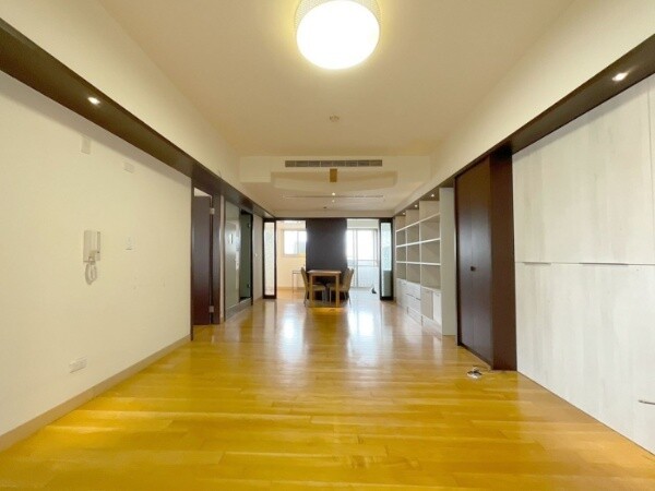 崇德第一家台中市北屯區熱河路二段電梯大廈獨賣崇德文心捷運美屋況超大2房2衛 房屋出售 樂屋網