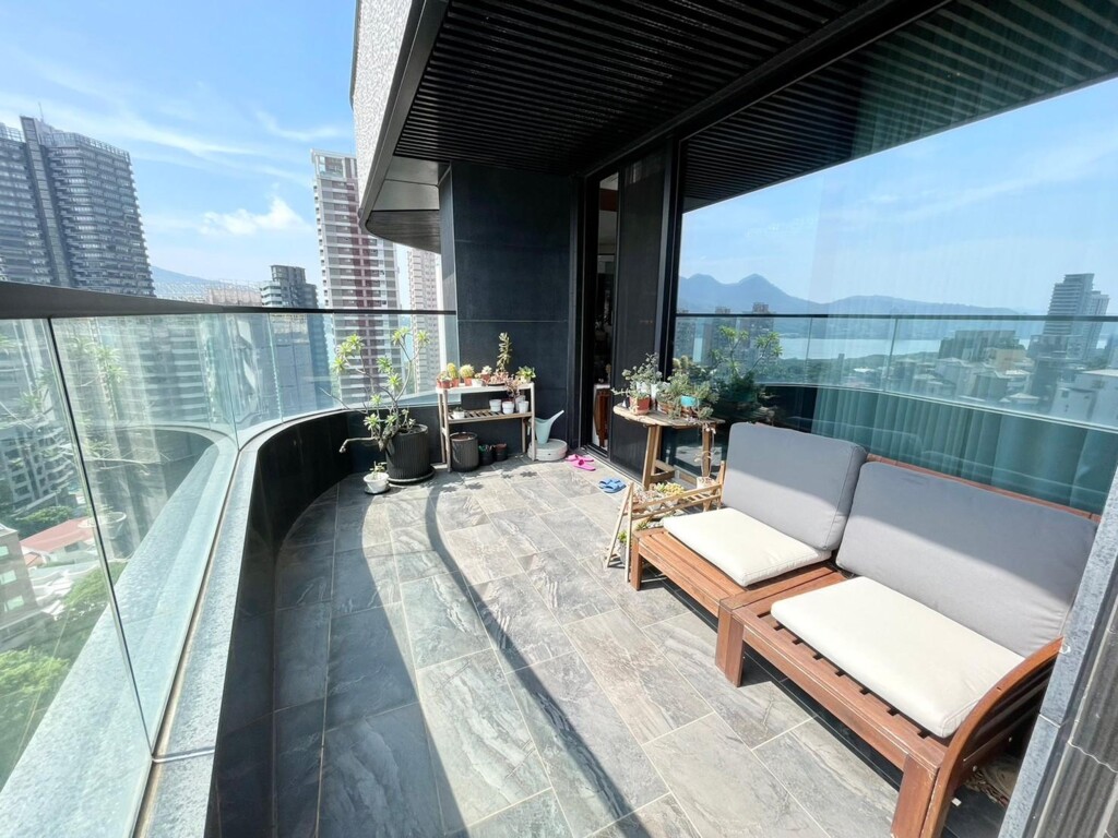 大隱莫札特新北市淡水區八勢路電梯大廈鑫典團隊孫憶琳 ★★大隱莫扎特高樓正面河景景觀豪宅 房屋出售 樂屋網