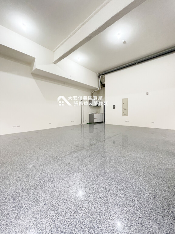 森業永春台北市信義區松山路電梯大廈森業永春-寬敞精品店面 含管 房屋出租 樂屋網