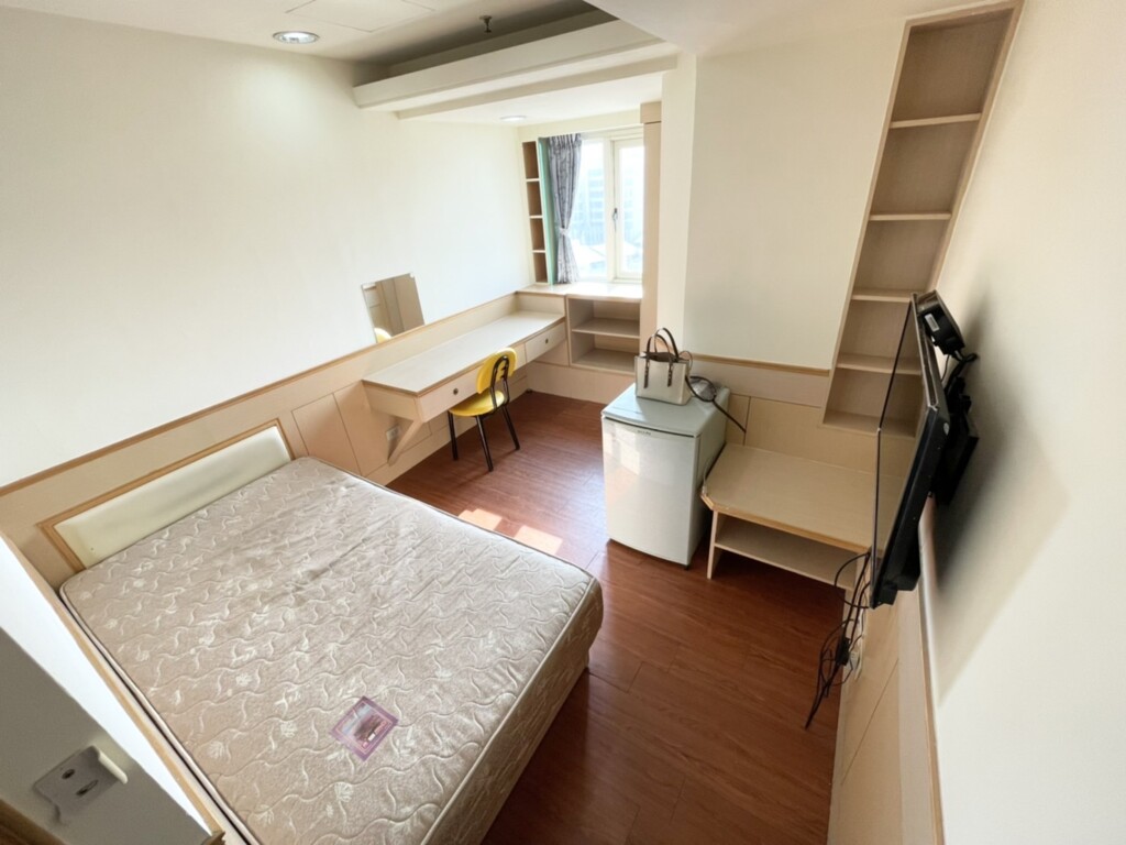 台中市西屯區福星路電梯大廈走路到逢甲⭐學生撿便宜⭐採光明亮⭐電梯管理員 房屋出租 樂屋網