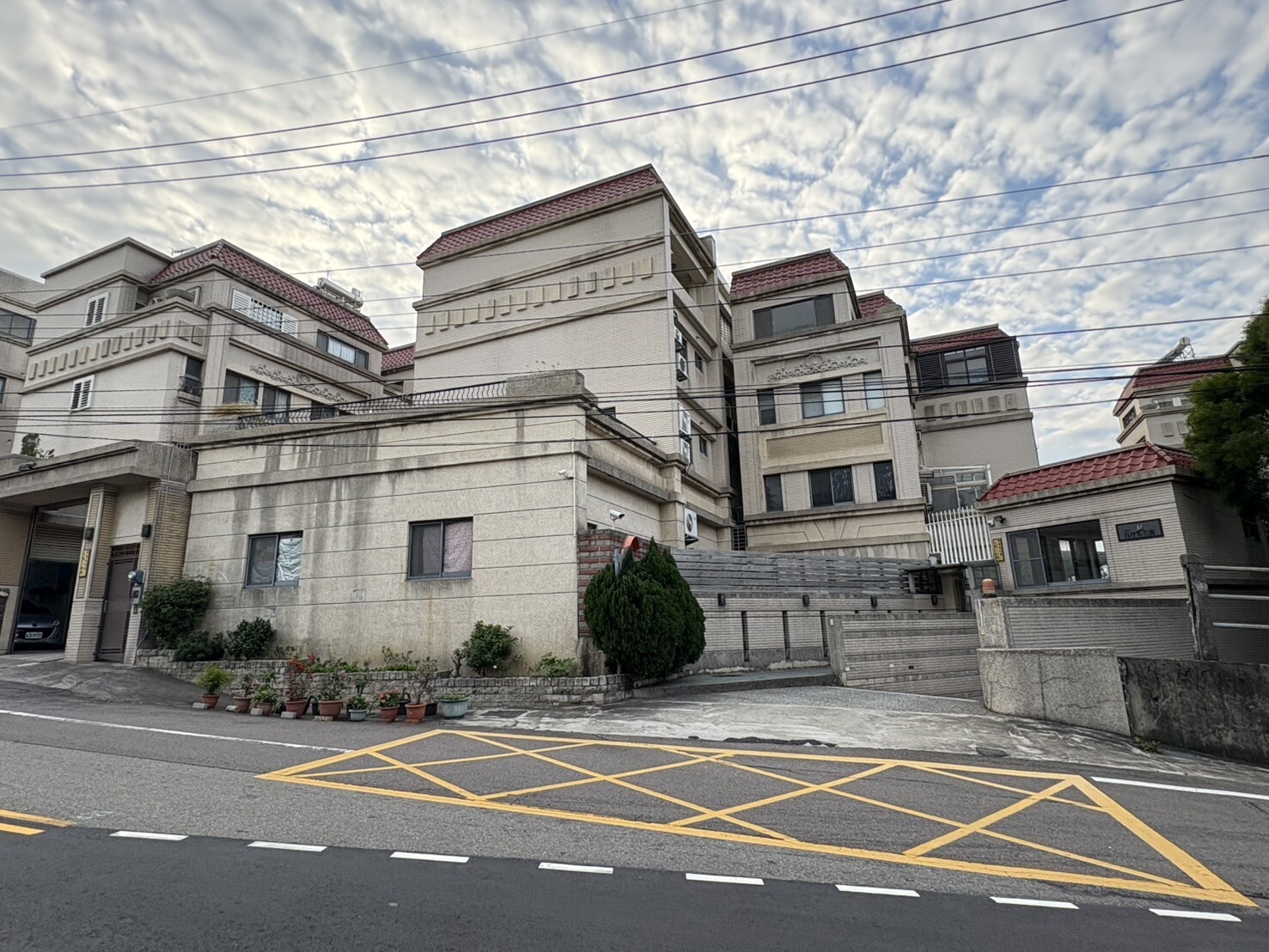☞沙鹿新光田雙車美墅☞ 台中市沙鹿區買房子、房屋出售 樂屋網