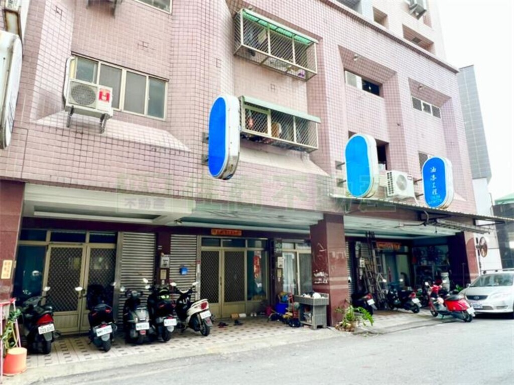 台南市歸仁區大順二街電梯大廈歸仁圓環8米路1+2+3樓店 房屋出售 樂屋網