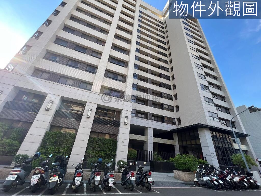 未來玩城市高雄市楠梓區青埔街電梯大廈快樂捷運宅§精美大三房§未來玩城市 房屋出售 樂屋網