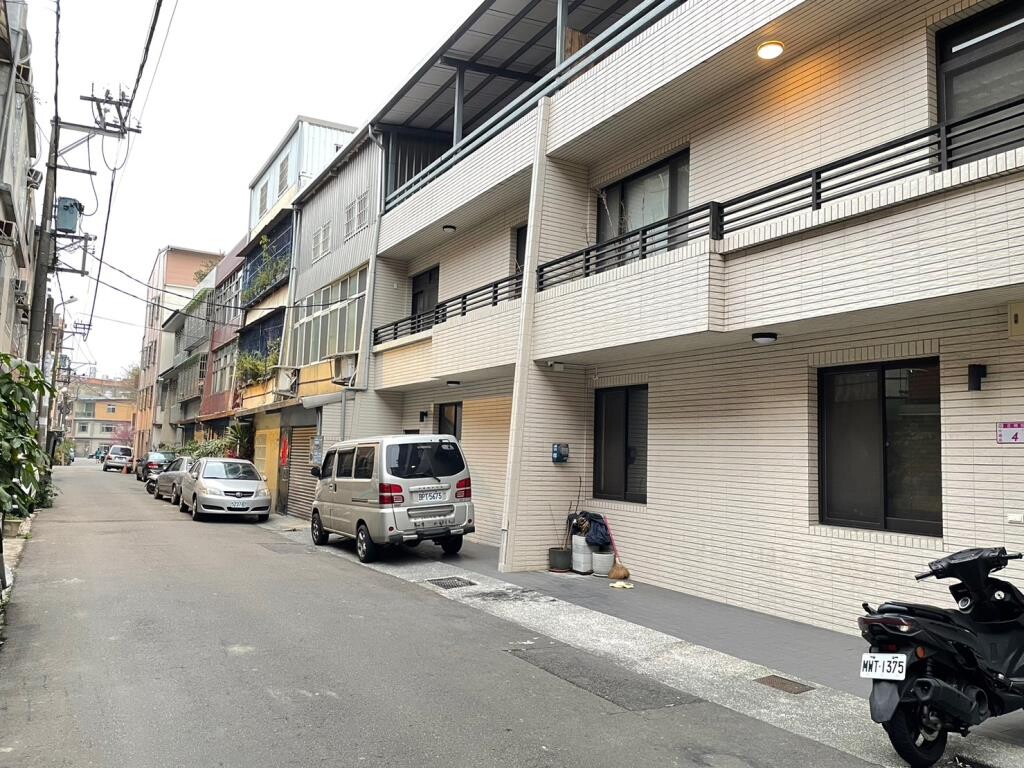 桃園市中壢區正明街透天厝新屋交流道正明街活巷美透天 房屋出售 樂屋網