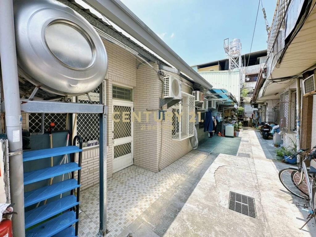 台中市西屯區中清西二街透天厝近水湳市場低總價透天 房屋出售 樂屋網