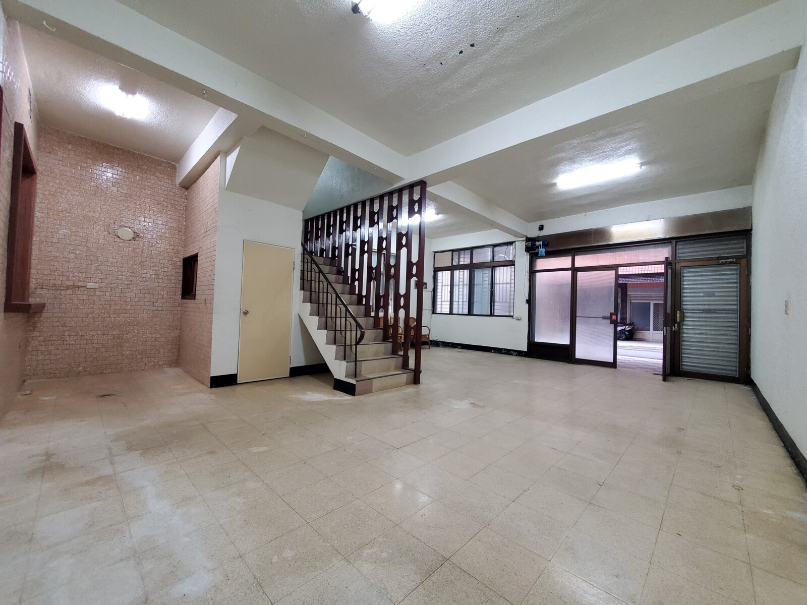 桃園市蘆竹區龍安街三段透天厝大竹市區旁 邊間大面寬透天 房屋出售 樂屋網