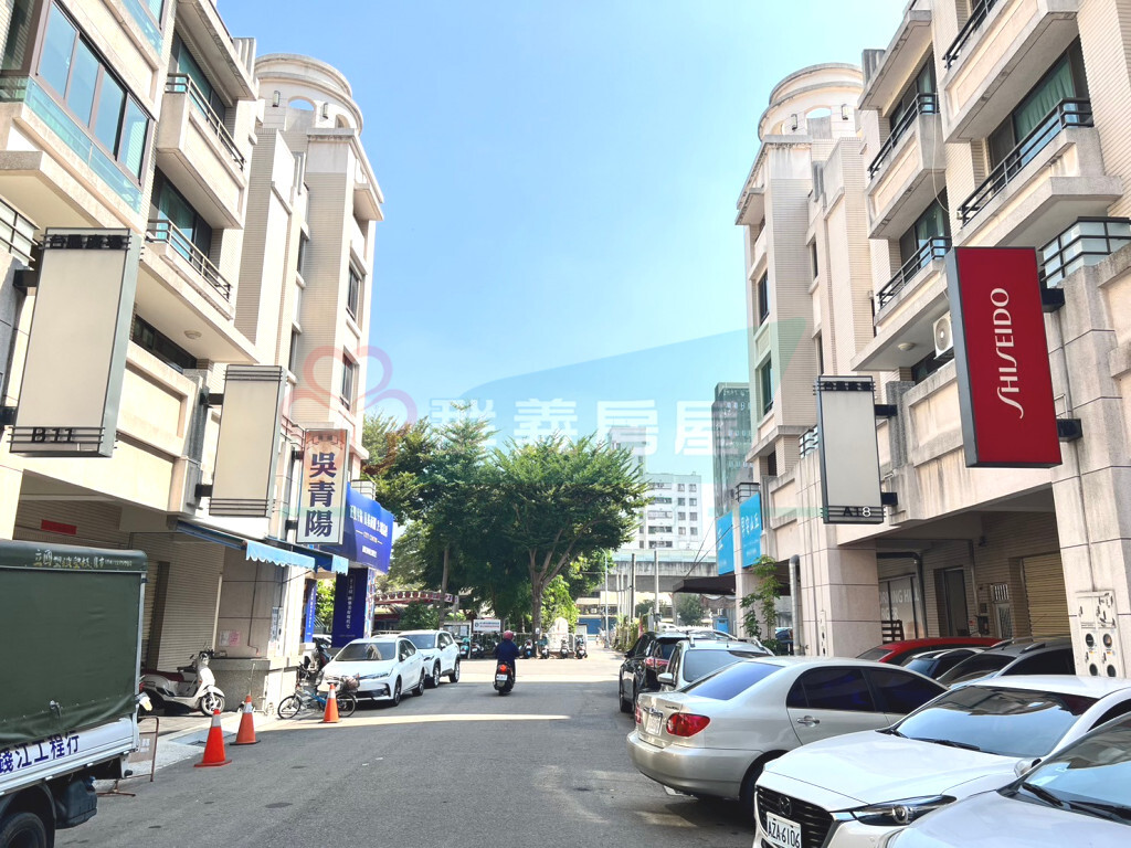 彰化縣員林市新生路店面台鳳廣場店住2 房屋出售 樂屋網