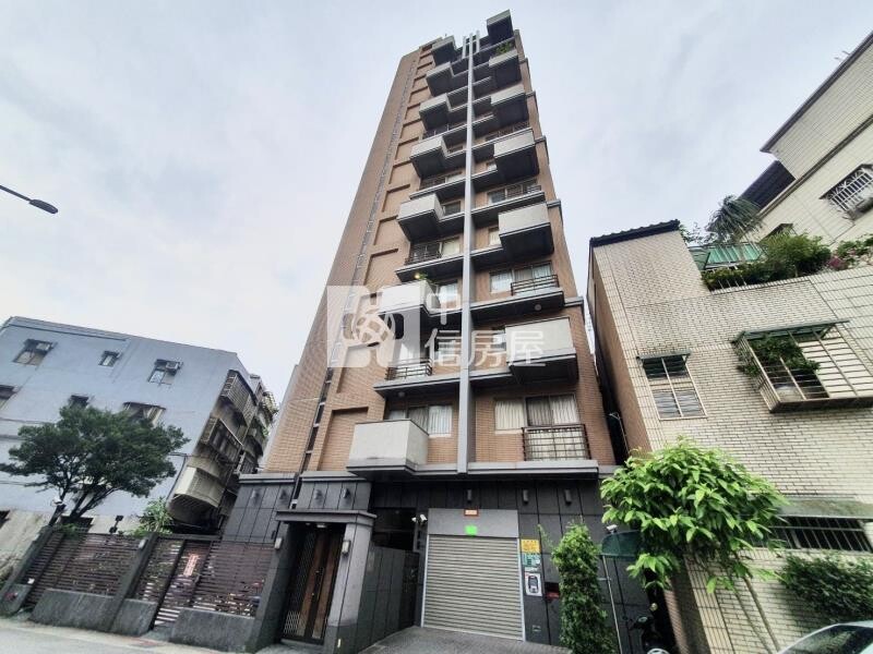 台北市文山區羅斯福路五段電梯大廈《萬隆館》捷運稀有獨戶三房 房屋出售 樂屋網