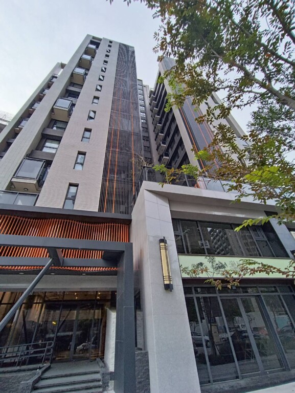 誠總v建築誠總v見築台中市北屯區南興路電梯大廈機捷特區3房平車高樓層 房屋出售 樂屋網