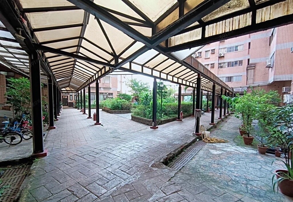 汐萬凱旋新北市汐止區汐萬路一段電梯大廈凱旋大廈 ️四房三衛 ️雙主臥 ️大車位 房屋出售 樂屋網