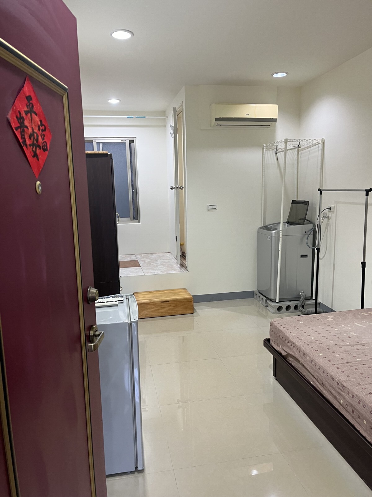 台北市士林區文林路透天厝文林套房，步行芝山捷運站2分鐘，樓下就有7 11 房屋出租 樂屋網