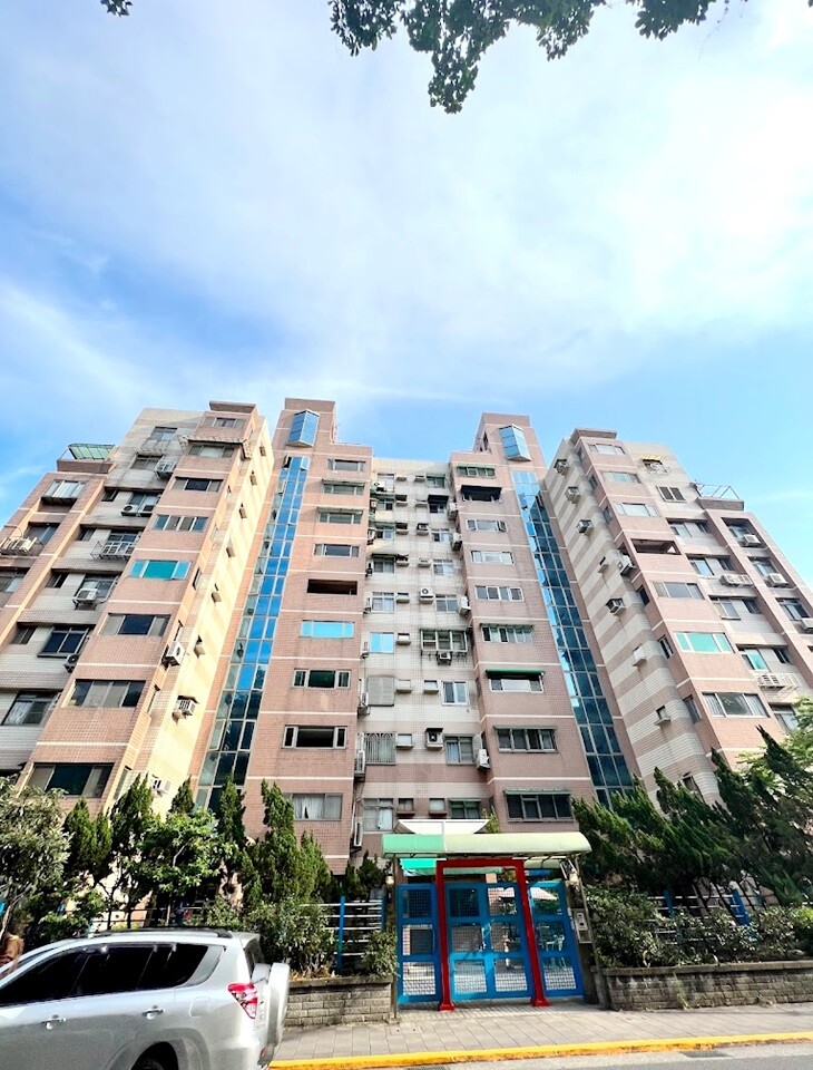陽光碧湖台北市內湖區陽光街電梯大廈☑陽光碧湖☑庭院3房車☑文德捷運站 房屋出售 樂屋網
