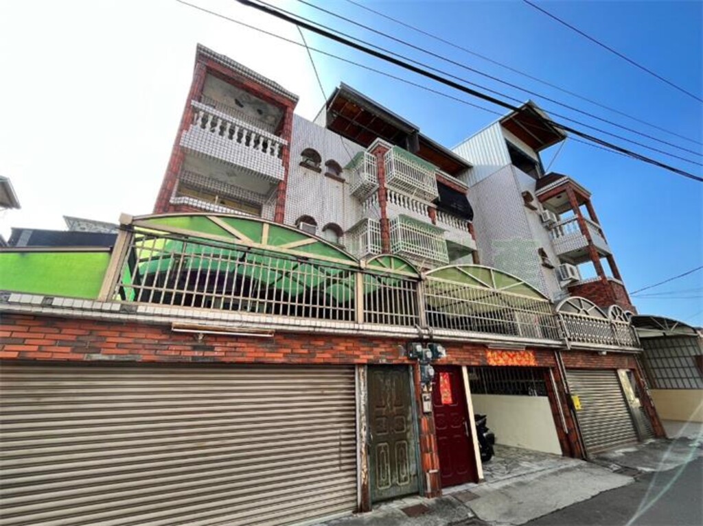 高雄市仁武區建興巷透天厝仁武登發商圈車庫美透天 房屋出售 樂屋網