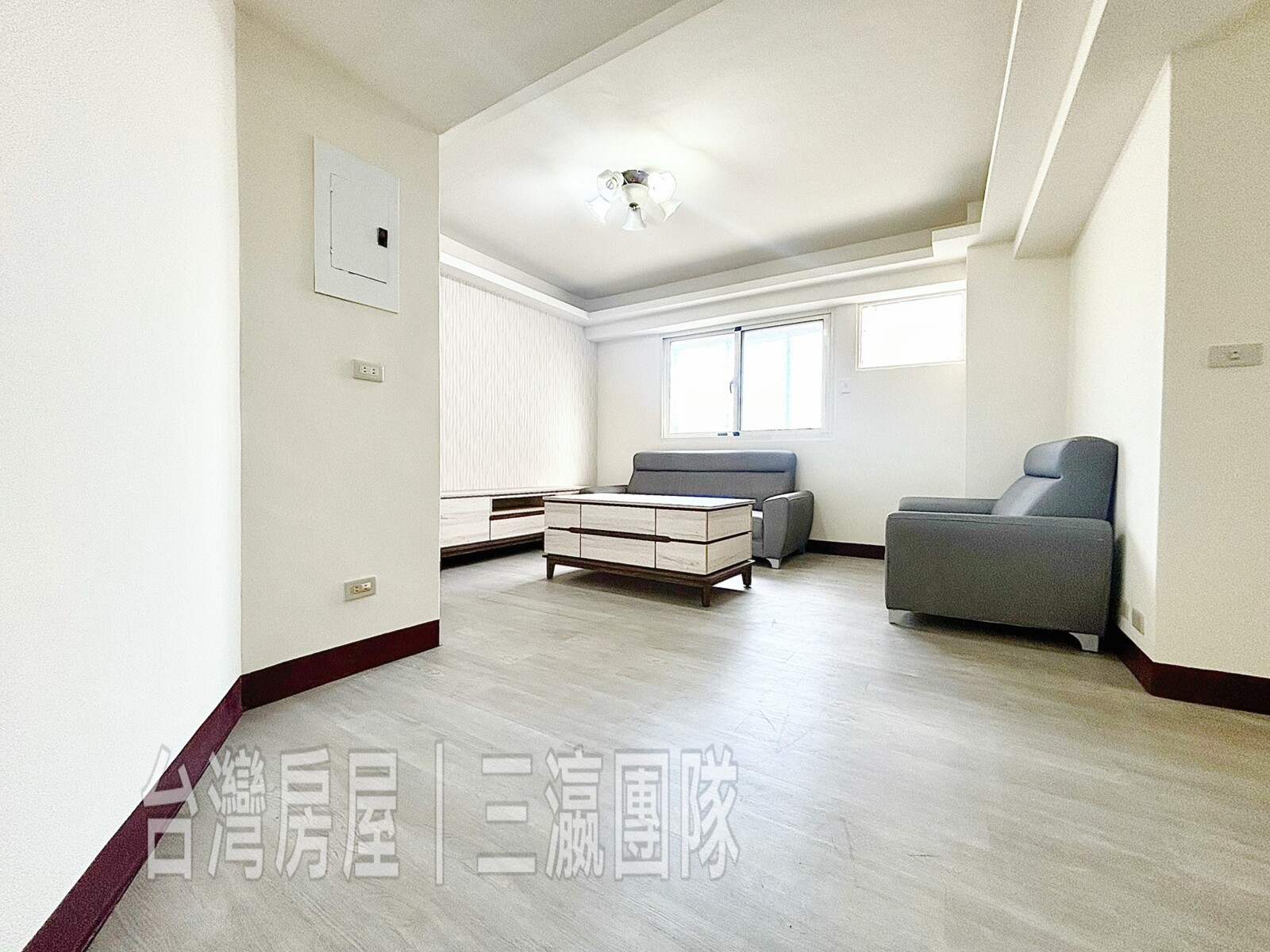 敦煌名廈台中市太平區新民路電梯大廈【勇】中山樹孝商圈低總價精美三房車位 房屋出售 樂屋網