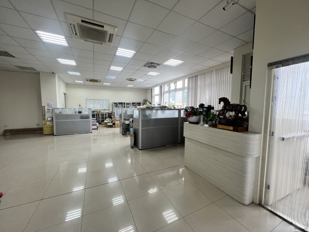 工廠竹北中和街稀有合法廠辦新竹縣竹北市中和街 樂屋網 廠房買賣
